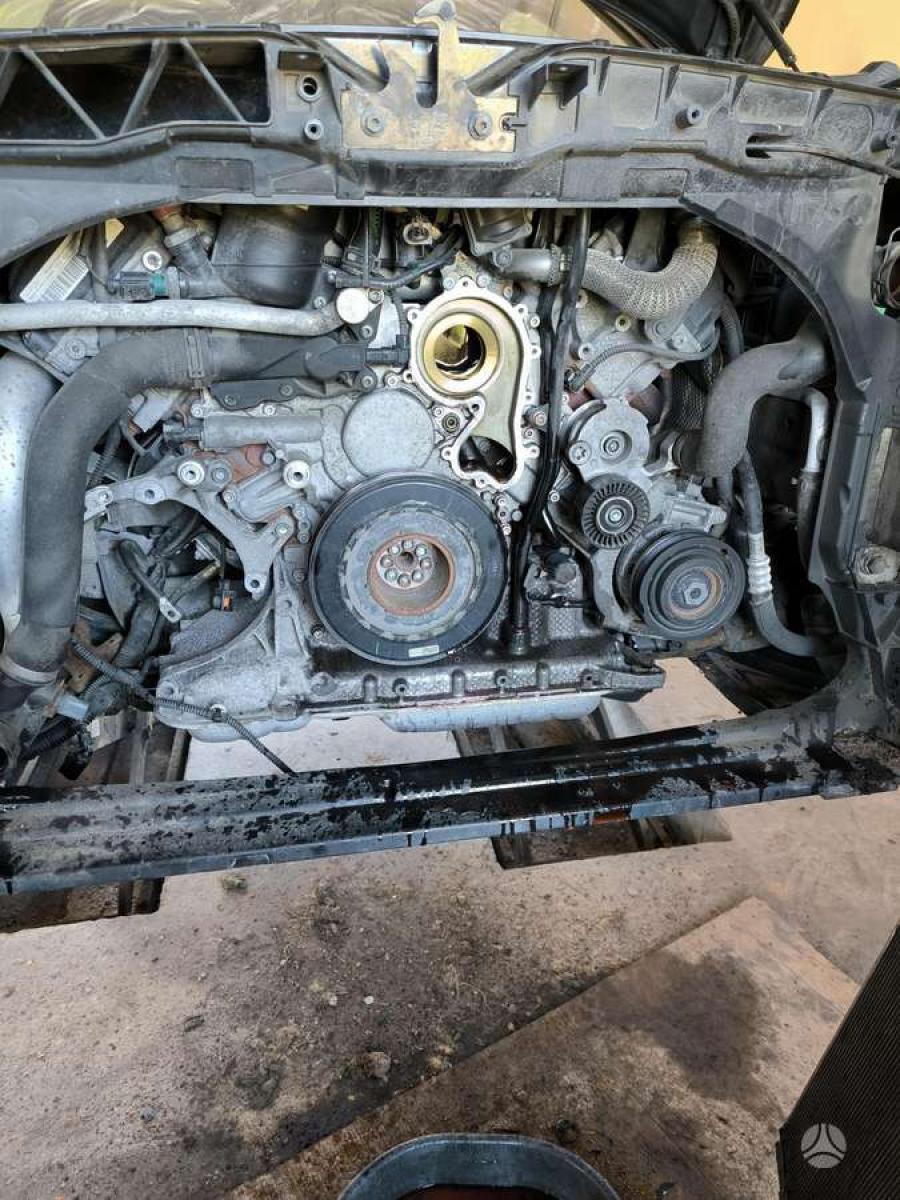 Pelēks Audi A6 2013 Kaišiadorys, ar dzinēja tilpumu 2.97 L un nobraukumu 337 tūkst. km par 13200 €, foto 23 vietnē AUTOMOTO.COM.LV