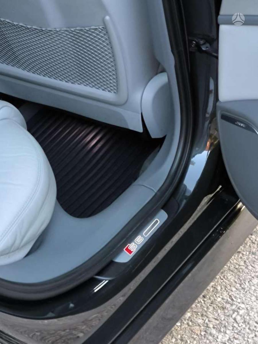 Pelēks Audi A6 2013 Kaišiadorys, ar dzinēja tilpumu 2.97 L un nobraukumu 337 tūkst. km par 13200 €, foto 32 vietnē AUTOMOTO.COM.LV