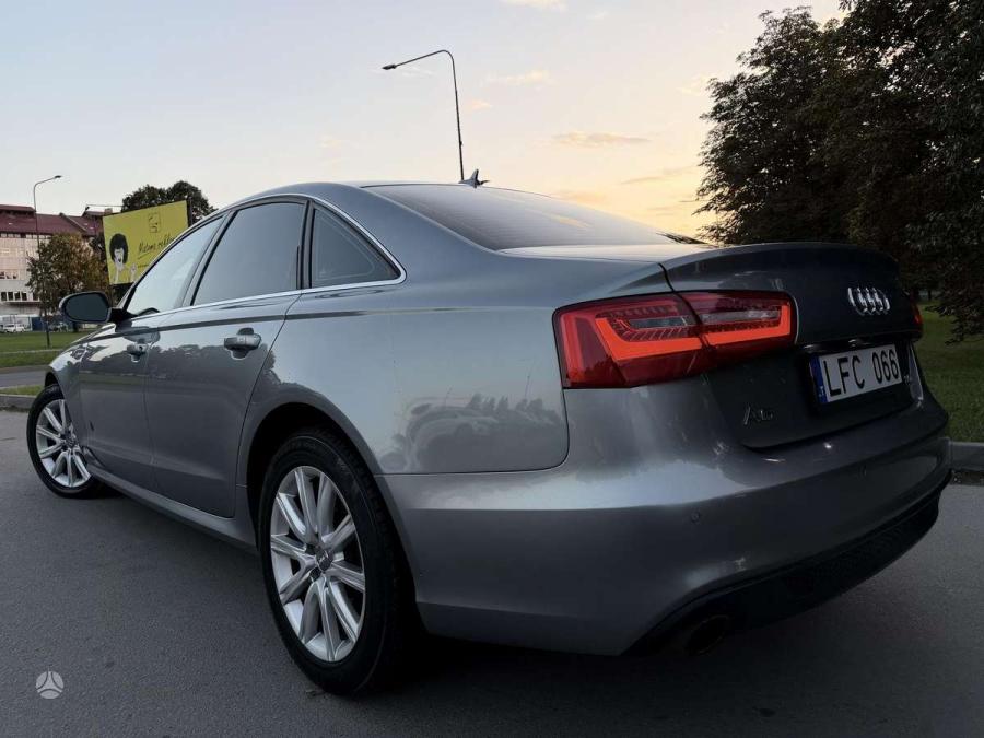 Grey Audi A6 2013 in Kaunas, with an engine capacity of 3.00 L and mileage of 330 thousand km for 6950 €, photo 4 on AUTOMOTO.COM.LV