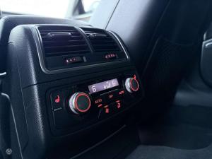 Grey Audi A6 2013 in Kaunas, with an engine capacity of 3.00 L and mileage of 330 thousand km for 6950 €, photo 13 on AUTOMOTO.COM.LV