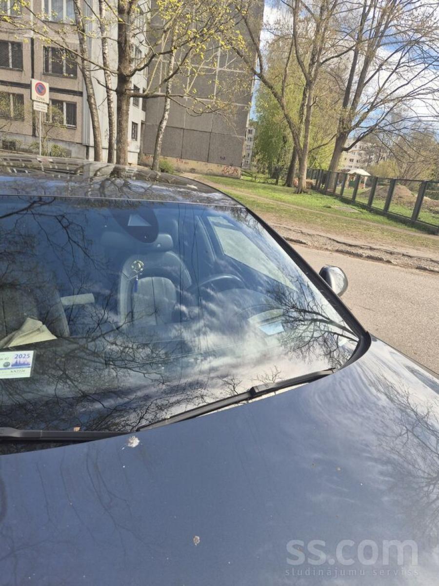 Grey Audi A6 2015 in Riga, with an engine capacity of 3.00 L and mileage of 180 thousand km for 15500 €, photo 13 on AUTOMOTO.COM.LV