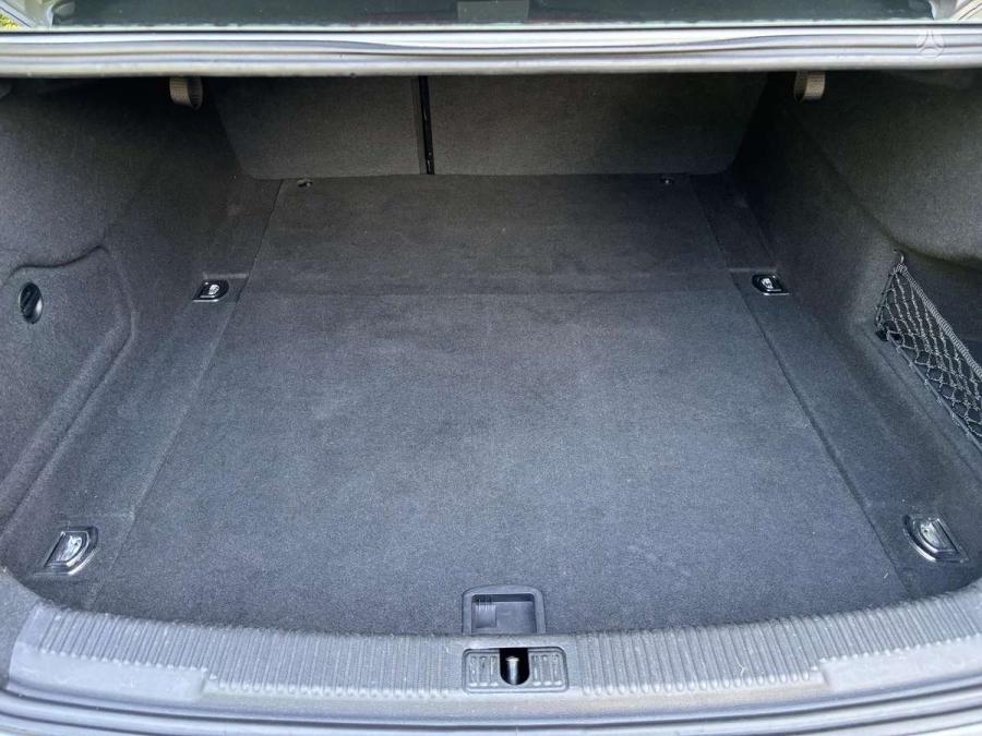Pelēks Audi A6 2015 Kauņa, ar dzinēja tilpumu 2.97 L un nobraukumu 254 tūkst. km par 12500 €, foto 45 vietnē AUTOMOTO.COM.LV
