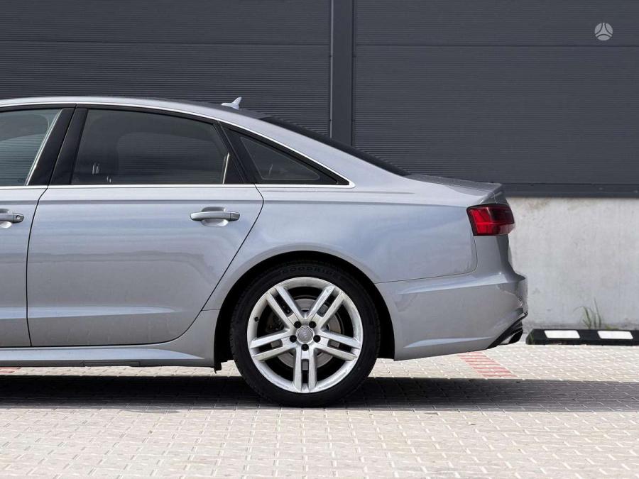 Grey Audi A6 2017 in Siauliai, with an engine capacity of 2.00 L and mileage of 261 thousand km for 11750 €, photo 7 on AUTOMOTO.COM.LV