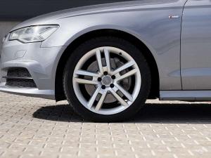 Grey Audi A6 2017 in Siauliai, with an engine capacity of 2.00 L and mileage of 261 thousand km for 11750 €, photo 14 on AUTOMOTO.COM.LV