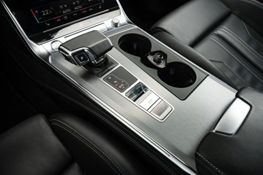 Pelēks Audi A6 2018 Mārupe, ar dzinēja tilpumu 3.00 L un nobraukumu 230 tūkst. km par 24000 €, foto 23 vietnē AUTOMOTO.COM.LV