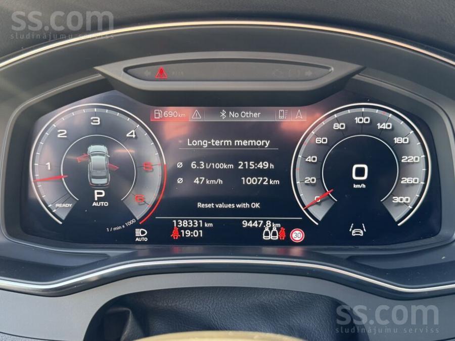 Grey Audi A6 2019 in Cesis, with an engine capacity of 3.00 L and mileage of 138 thousand km for 25600 €, photo 17 on AUTOMOTO.COM.LV