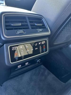 Grey Audi A6 2019 in Siauliai, with an engine capacity of 2.97 L and mileage of 167 thousand km for 21900 €, photo 18 on AUTOMOTO.COM.LV