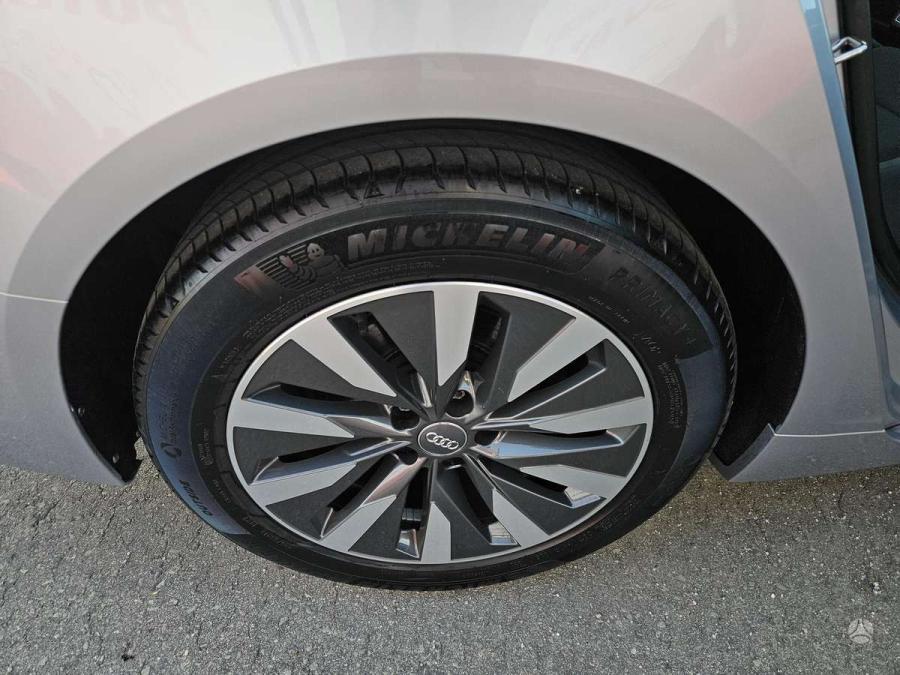 Grey Audi A6 2019 in Radviliskis, with an engine capacity of 1.97 L and mileage of 210 thousand km for 19100 €, photo 33 on AUTOMOTO.COM.LV