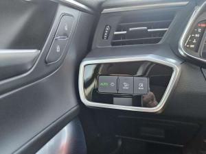 Grey Audi A6 2019 in Radviliskis, with an engine capacity of 1.97 L and mileage of 210 thousand km for 19100 €, photo 48 on AUTOMOTO.COM.LV