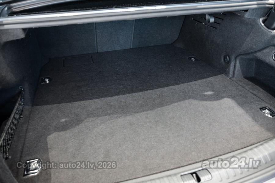 Grey Audi A6 2020 in Tallinn, with an engine capacity of 2.00 L and mileage of 93 thousand km for 33990 €, photo 29 on AUTOMOTO.COM.LV