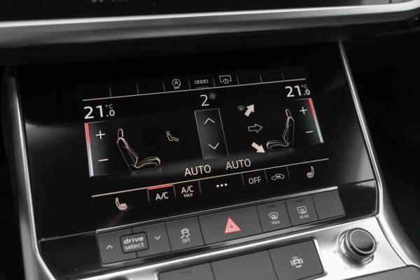 Grey Audi A6 2020 in Vilnius, with an engine capacity of 2.00 L and mileage of 119 thousand km for 24000 €, photo 10 on AUTOMOTO.COM.LV
