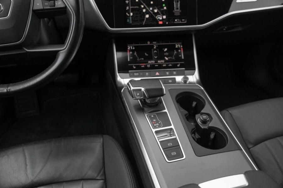 Grey Audi A6 2020 in Vilnius, with an engine capacity of 2.00 L and mileage of 119 thousand km for 24000 €, photo 11 on AUTOMOTO.COM.LV