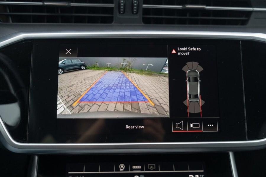 Grey Audi A6 2020 in Vilnius, with an engine capacity of 2.00 L and mileage of 119 thousand km for 24000 €, photo 13 on AUTOMOTO.COM.LV