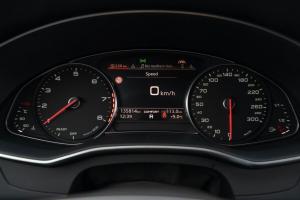 Grey Audi A6 2020 in Vilnius, with an engine capacity of 2.00 L and mileage of 119 thousand km for 24000 €, photo 17 on AUTOMOTO.COM.LV