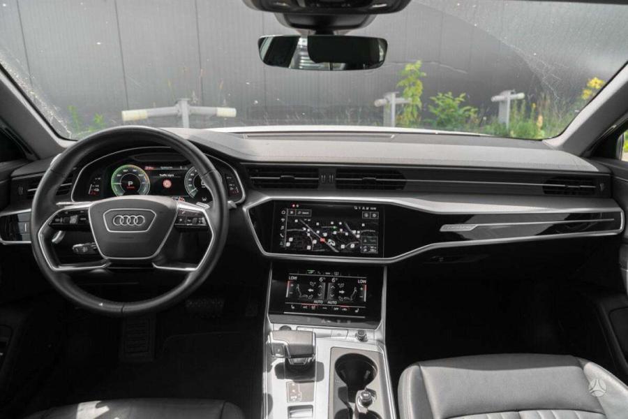 Grey Audi A6 2022 in Vilnius, with an engine capacity of 2.00 L and mileage of 93 thousand km for 31550 €, photo 9 on AUTOMOTO.COM.LV