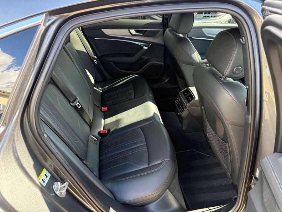 Grey Audi A6 2022 in Vilnius, with an engine capacity of 1.98 L and mileage of 181 thousand km for 25200 €, photo 18 on AUTOMOTO.COM.LV