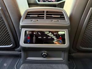 Grey Audi A6 2022 in Vilnius, with an engine capacity of 1.98 L and mileage of 181 thousand km for 25200 €, photo 19 on AUTOMOTO.COM.LV