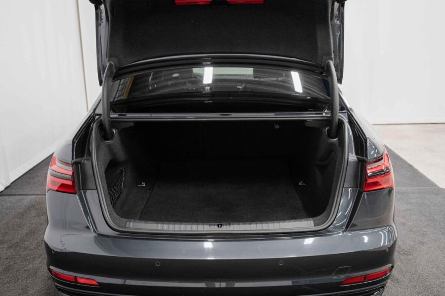 Pelēks Audi A6 2022 Tallina, ar dzinēja tilpumu 3.00 L un nobraukumu 118 tūkst. km par 35900 €, foto 16 vietnē AUTOMOTO.COM.LV