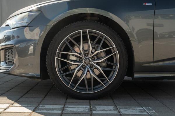Pelēks Audi A6 2023 Viļņa, ar dzinēja tilpumu 2.00 L un nobraukumu 90 tūkst. km par 32250 €, foto 5 vietnē AUTOMOTO.COM.LV