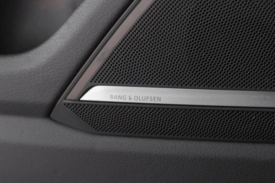 Grey Audi A6 2023 in Vilnius, with an engine capacity of 2.00 L and mileage of 90 thousand km for 32250 €, photo 23 on AUTOMOTO.COM.LV