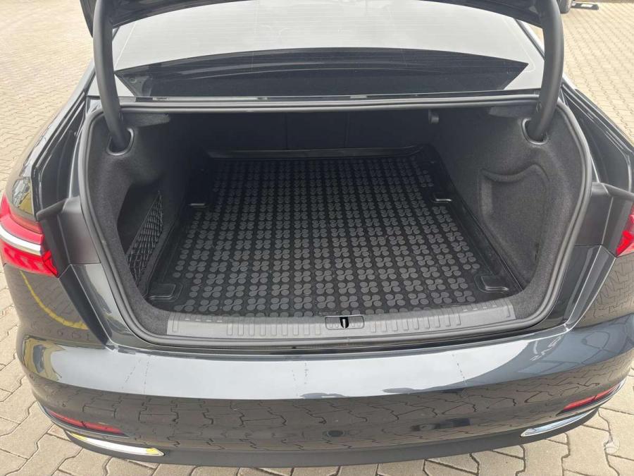 Pelēks Audi A6 2023 Kauņa, ar dzinēja tilpumu 1.97 L un nobraukumu 56 tūkst. km par 34800 €, foto 12 vietnē AUTOMOTO.COM.LV