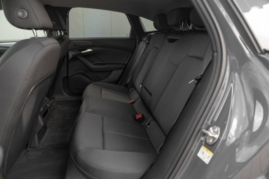 Grey Audi A6 2026 in Vilnius, with an engine capacity of 0.00 L and mileage of 6 thousand km for 47900 €, photo 12 on AUTOMOTO.COM.LV