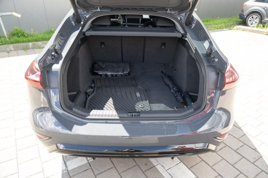Grey Audi A6 2026 in Vilnius, with an engine capacity of 0.00 L and mileage of 6 thousand km for 47900 €, photo 16 on AUTOMOTO.COM.LV