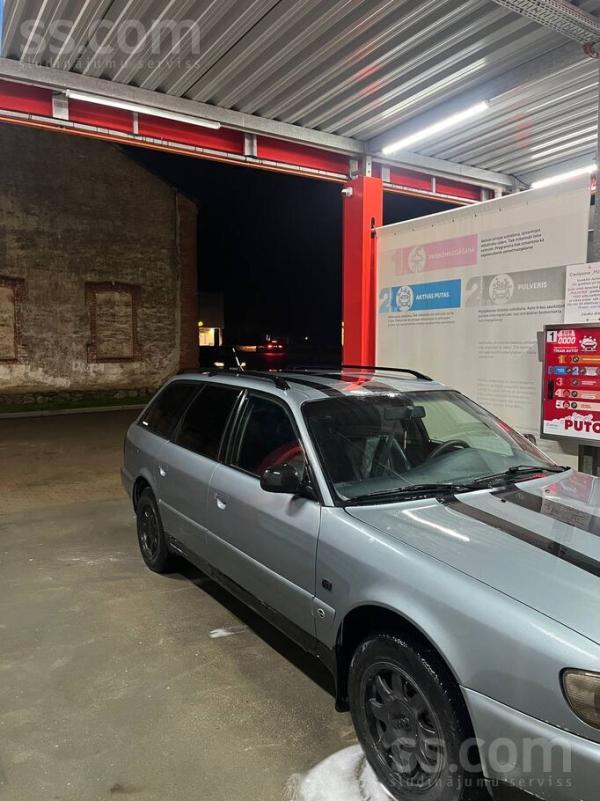 Pelēks Audi A6 1995 Rēzekne, ar dzinēja tilpumu 2.50 L un nobraukumu 0 tūkst. km par 1000 €, foto 4 vietnē AUTOMOTO.COM.LV