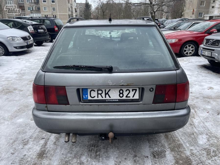 Grey Audi A6 1995 in Vilnius, with an engine capacity of 2.50 L and mileage of 362 thousand km for 1300 €, photo 5 on AUTOMOTO.COM.LV