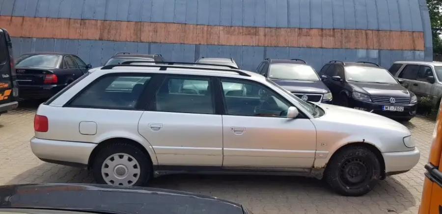 Pelēks Audi A6 1995 Valmiera, ar dzinēja tilpumu 2.00 L un nobraukumu 393 tūkst. km par 600 €, foto 3 vietnē AUTOMOTO.COM.LV