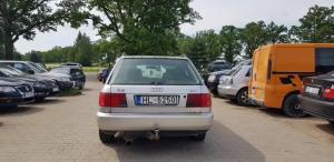 Pelēks Audi A6 1995 Valmiera, ar dzinēja tilpumu 2.00 L un nobraukumu 393 tūkst. km par 600 €, foto 5 vietnē AUTOMOTO.COM.LV