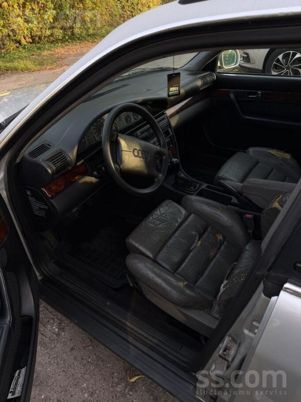 Ауди А6 1995 в Рига на AUTOMOTO.COM.LV Серый Ауди А6 1995 в Рига, объемом двигателя 2.50 л и пробегом 469 тыс. км за 900 €, фото 7 на AUTOMOTO.COM.LV