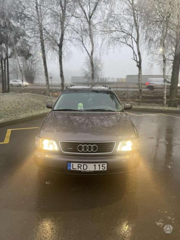 Pelēks Audi A6 1996 Viļņa, ar dzinēja tilpumu 2.46 L un nobraukumu 573 tūkst. km par 2200 €, foto 2 vietnē AUTOMOTO.COM.LV
