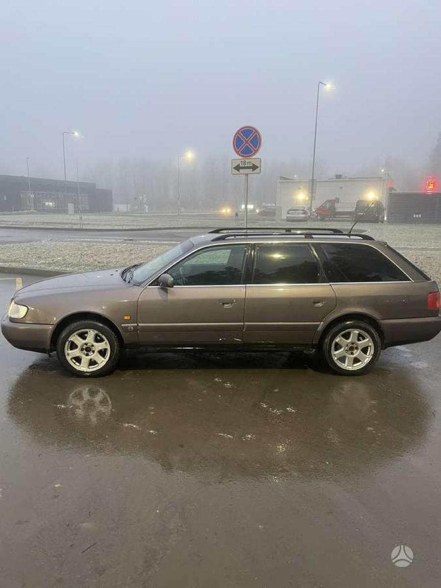 Grey Audi A6 1996 in Vilnius, with an engine capacity of 2.46 L and mileage of 573 thousand km for 2200 €, photo 7 on AUTOMOTO.COM.LV