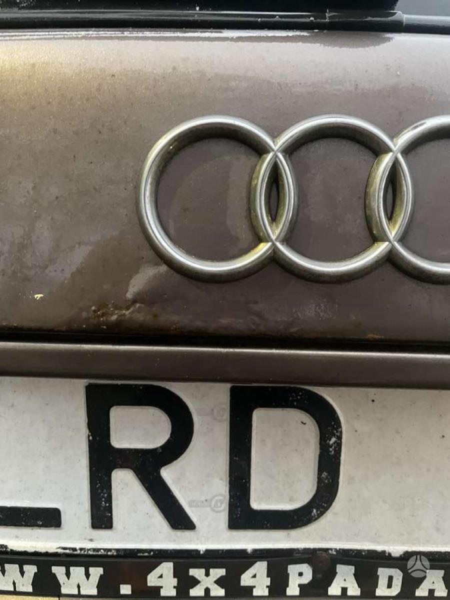 Grey Audi A6 1996 in Vilnius, with an engine capacity of 2.46 L and mileage of 573 thousand km for 2200 €, photo 10 on AUTOMOTO.COM.LV