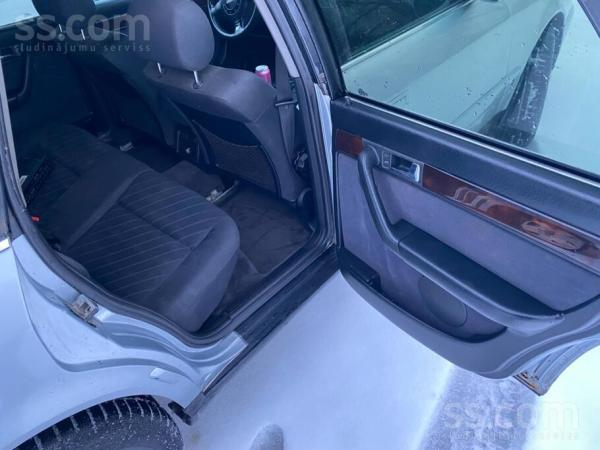 Pelēks Audi A6 1996 Liepāja, ar dzinēja tilpumu 2.60 L un nobraukumu 292 tūkst. km par 2500 €, foto 10 vietnē AUTOMOTO.COM.LV