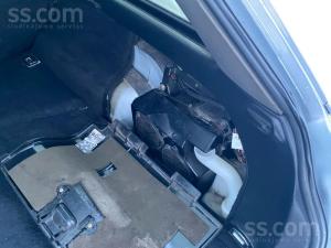 Pelēks Audi A6 1996 Liepāja, ar dzinēja tilpumu 2.60 L un nobraukumu 292 tūkst. km par 2500 €, foto 13 vietnē AUTOMOTO.COM.LV