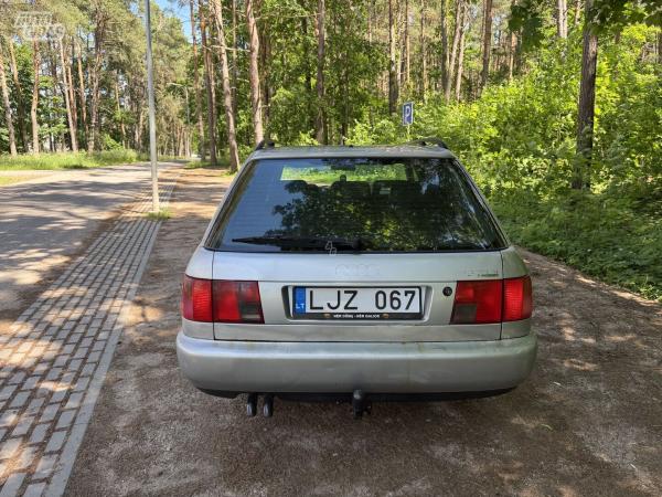 Grey Audi A6 1996 in Ukmerge, with an engine capacity of 2.50 L and mileage of 370 thousand km for 1500 €, photo 4 on AUTOMOTO.COM.LV