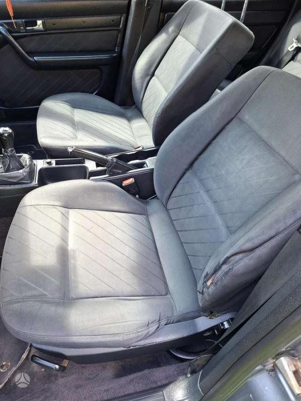 Pelēks Audi A6 1996 Marijampole, ar dzinēja tilpumu 2.50 L un nobraukumu 500 tūkst. km par 900 €, foto 9 vietnē AUTOMOTO.COM.LV