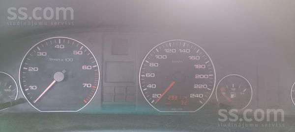 Pelēks Audi A6 1996 Ludza, ar dzinēja tilpumu 1.80 L un nobraukumu 295 tūkst. km par 1200 €, foto 6 vietnē AUTOMOTO.COM.LV