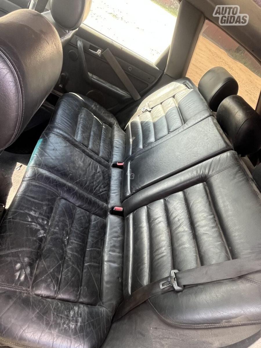 Grey Audi A6 1996 in Kaunas, with an engine capacity of 2.50 L and mileage of 440 thousand km for 850 €, photo 9 on AUTOMOTO.COM.LV