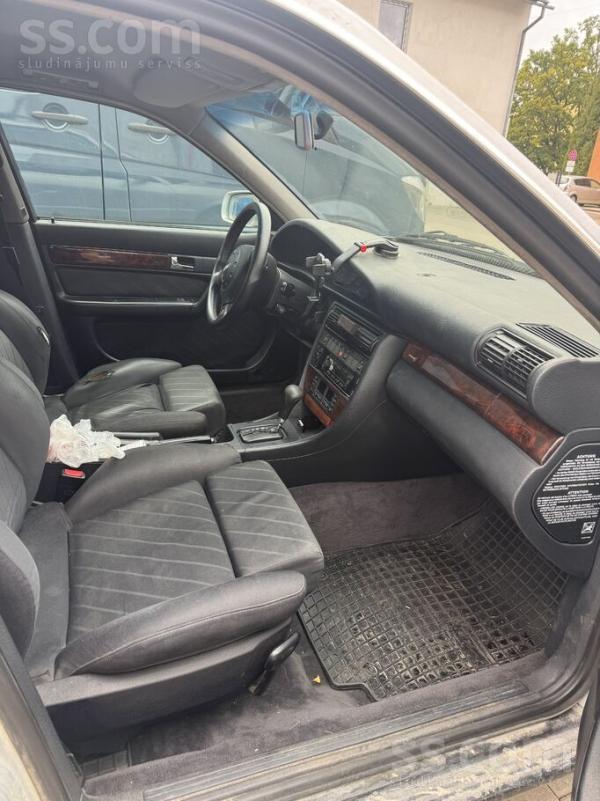 Pelēks Audi A6 1996 Rīga, ar dzinēja tilpumu 2.50 L un nobraukumu 520 tūkst. km par 1350 €, foto 7 vietnē AUTOMOTO.COM.LV