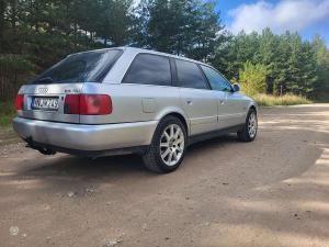 Pelēks Audi A6 1997 Viļņa, ar dzinēja tilpumu 2.46 L un nobraukumu 450 tūkst. km par 1900 €, foto 4 vietnē AUTOMOTO.COM.LV