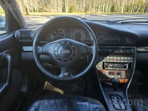 Pelēks Audi A6 1997 Alūksne, ar dzinēja tilpumu 2.50 L un nobraukumu 407 tūkst. km par 1750 €, foto 18 vietnē AUTOMOTO.COM.LV