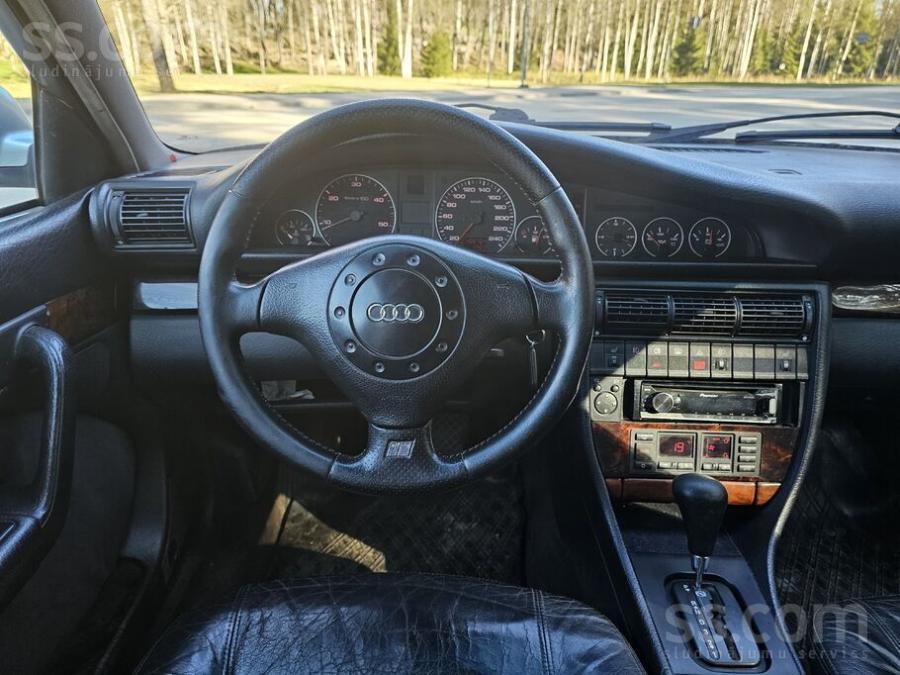 Pelēks Audi A6 1997 Alūksne, ar dzinēja tilpumu 2.50 L un nobraukumu 407 tūkst. km par 1750 €, foto 18 vietnē AUTOMOTO.COM.LV
