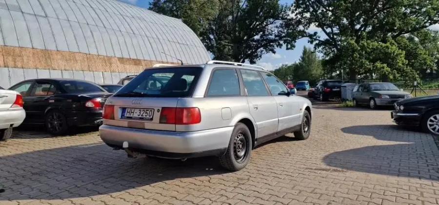 Pelēks Audi A6 1997 Valmiera, ar dzinēja tilpumu 1.90 L un nobraukumu 351 tūkst. km par 1000 €, foto 7 vietnē AUTOMOTO.COM.LV