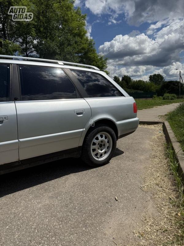 Pelēks Audi A6 1997 Viļņa, ar dzinēja tilpumu 2.50 L un nobraukumu 380 tūkst. km par 1800 €, foto 3 vietnē AUTOMOTO.COM.LV