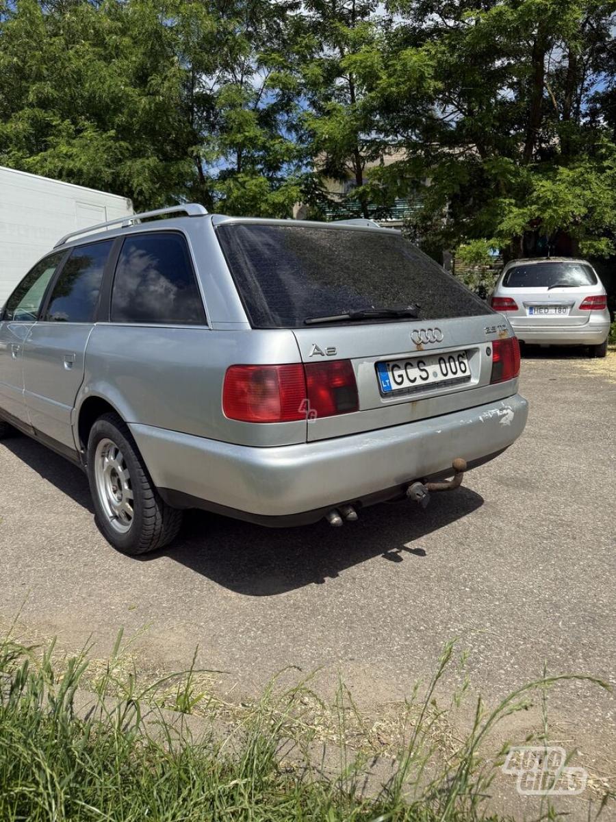Pelēks Audi A6 1997 Viļņa, ar dzinēja tilpumu 2.50 L un nobraukumu 380 tūkst. km par 1800 €, foto 5 vietnē AUTOMOTO.COM.LV