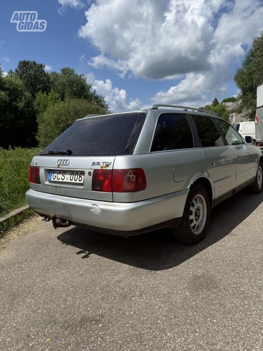Pelēks Audi A6 1997 Viļņa, ar dzinēja tilpumu 2.50 L un nobraukumu 380 tūkst. km par 1800 €, foto 6 vietnē AUTOMOTO.COM.LV