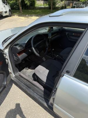 Pelēks Audi A6 1997 Viļņa, ar dzinēja tilpumu 2.50 L un nobraukumu 380 tūkst. km par 1800 €, foto 8 vietnē AUTOMOTO.COM.LV